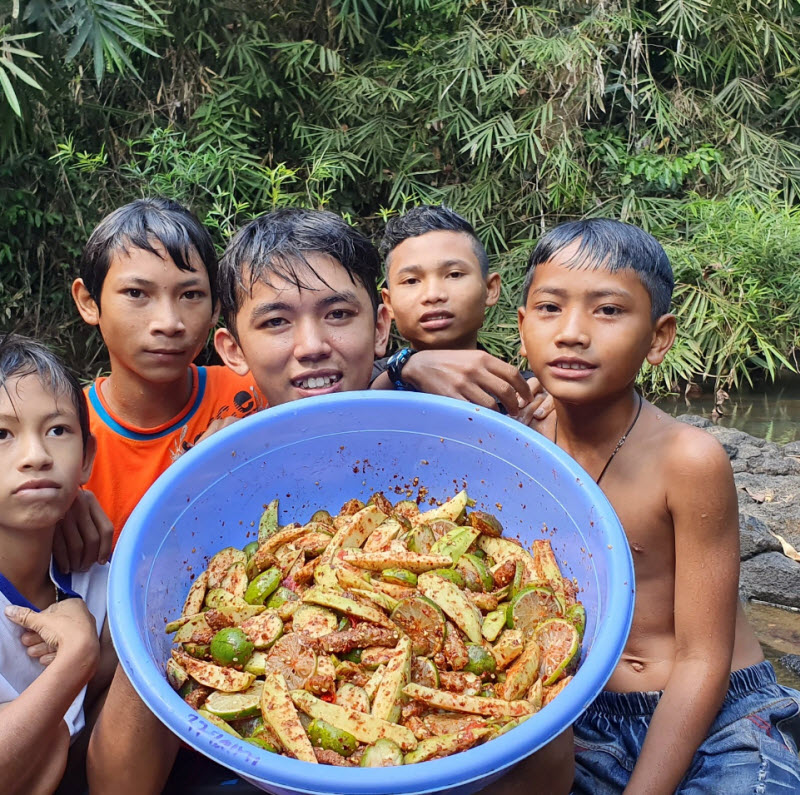 Sang Vlog là ai? Tại sao có biệt danh Youtuber nghèo nhất Việt Nam